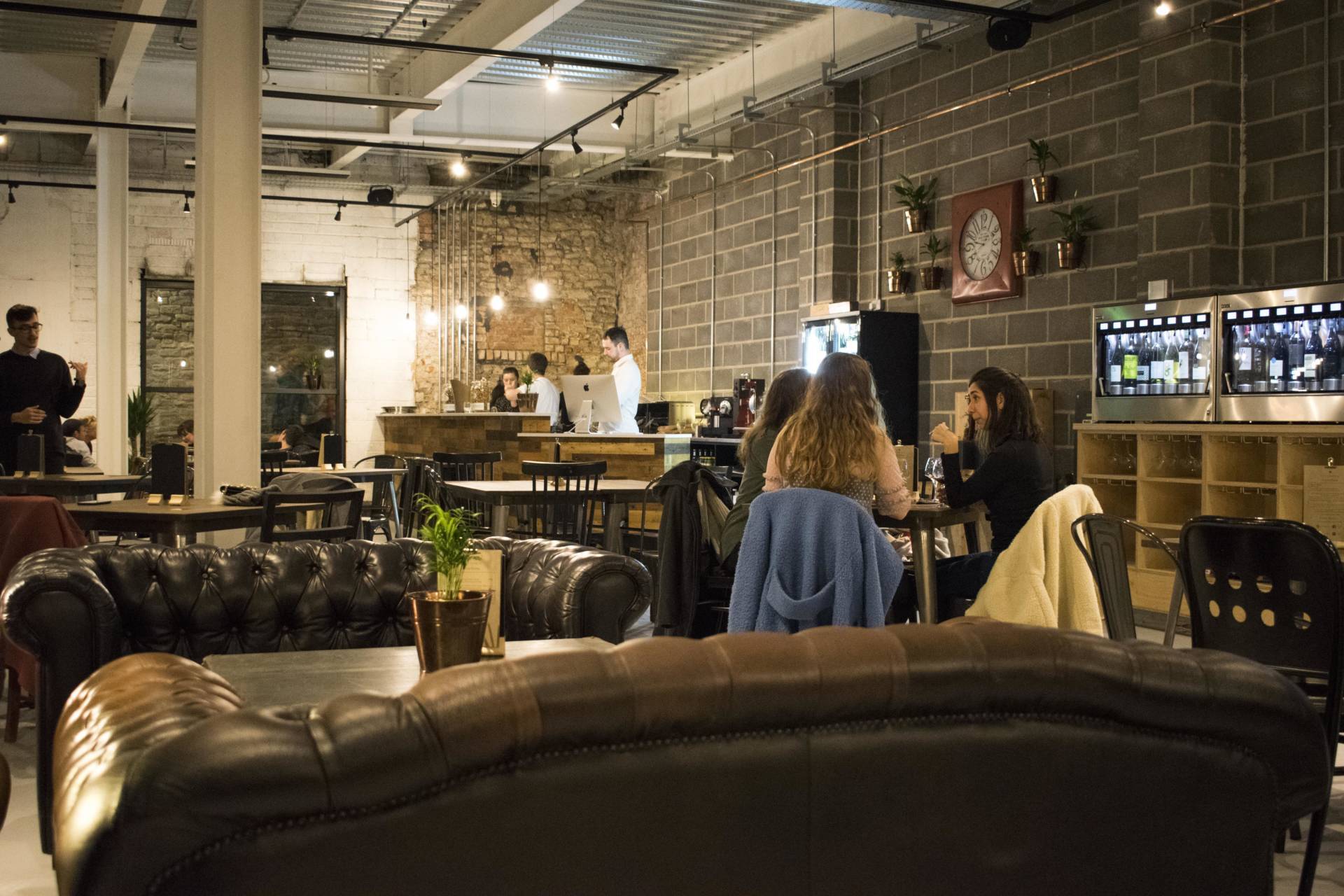 Locations | Le Vignoble | Plymouth - Bath - Bristol