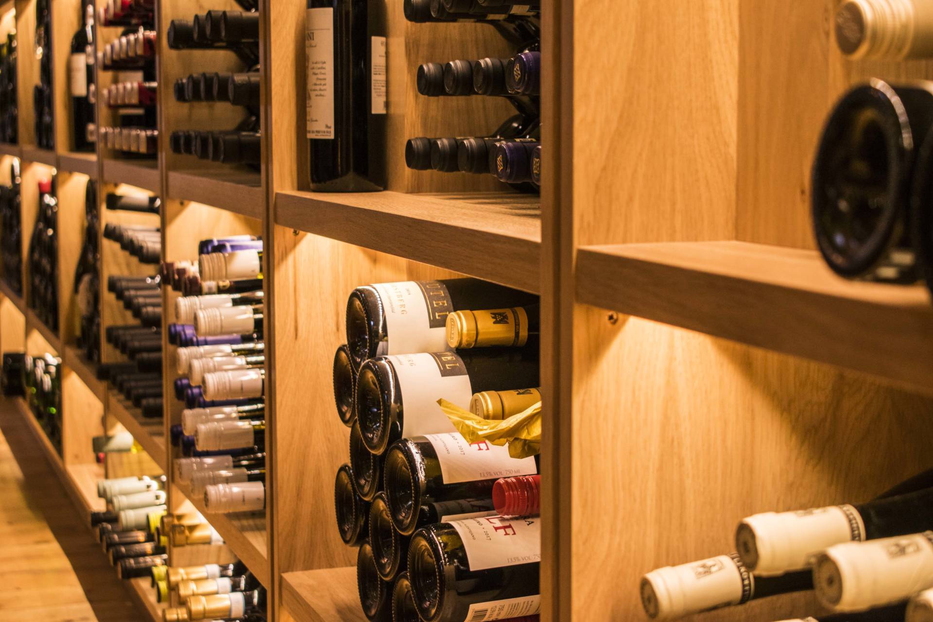 Love The Vine | Le Vignoble | Plymouth - Bath - Bristol